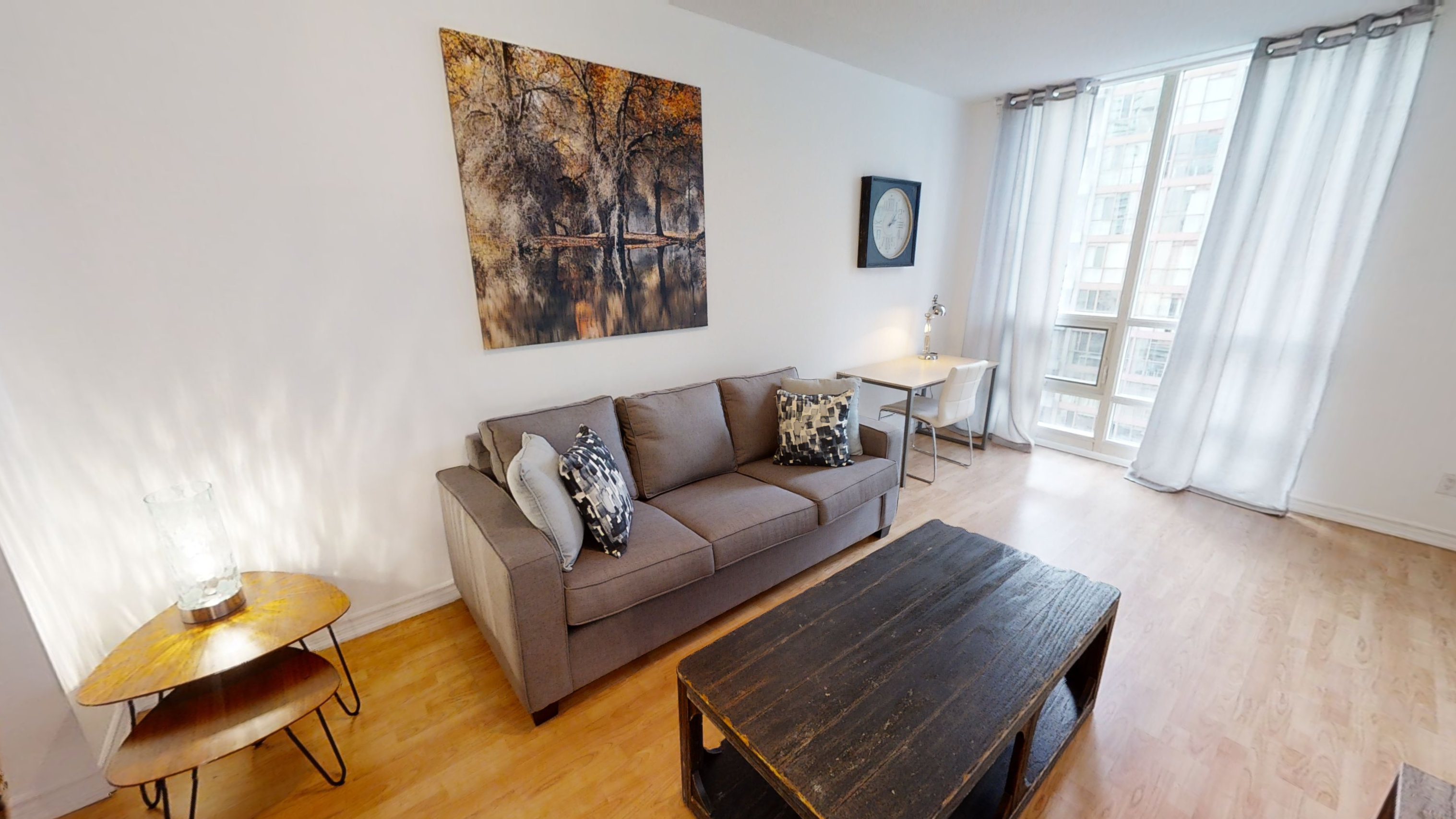 Stunning Amenities And Modern Design - Chic Downtown Retreat - Toronto